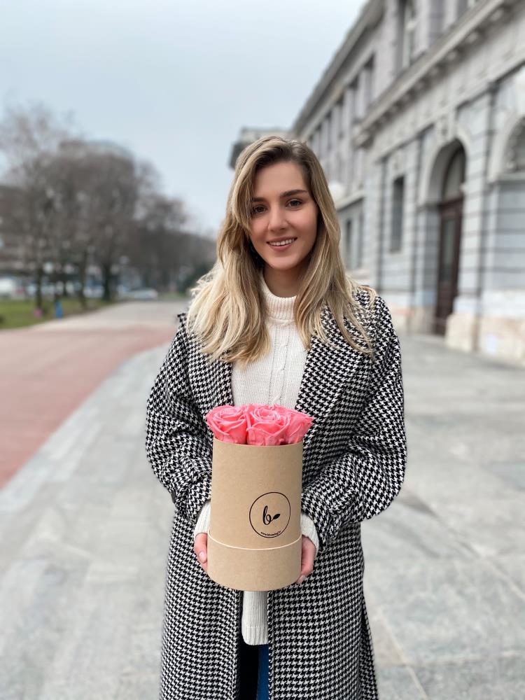 Blooming.hr - Dugotrajne ruže - FlowerBox sa dugotrajnim ružama- Smeđi